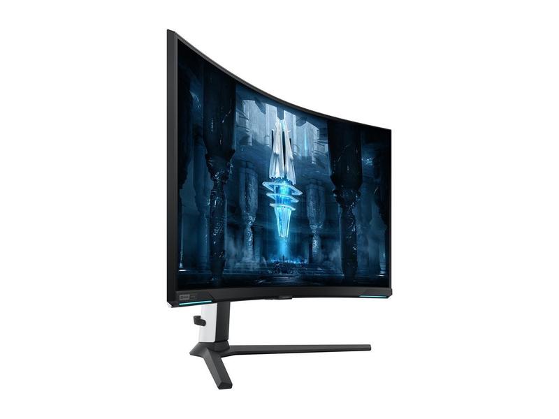 SAMSUNG 32" Max 240 Hz VA UHD Gaming Monitor FreeSync Premium Pro (AMD ...