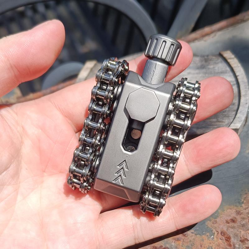 Metal Rotating Tank Fidget Toy, Tactical Magnetic Edc Stress Relief ...