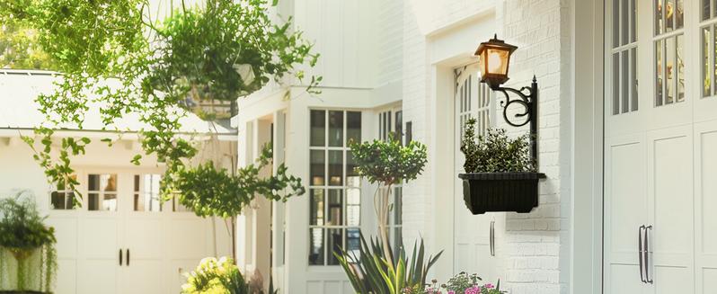 Hoodink 2 Pcs Solar Post Light With Planter, Room Decor For Easter ...