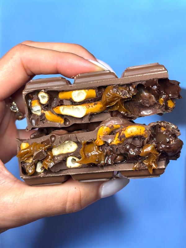 *NEW DROP* *REFILL KIT* Twisted Caramel Stuffed Chocolate Bar without ...