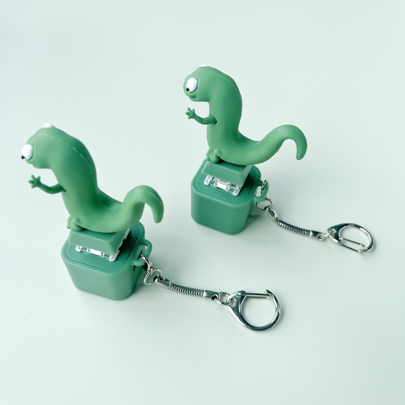 Lizard Button Keychain Press to Make a Sound Relieve Stress Fun Gift ...