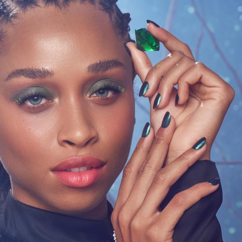WICKED X imPRESS Falsies Self Adhesive Lash Clusters | Wickedly Beautiful