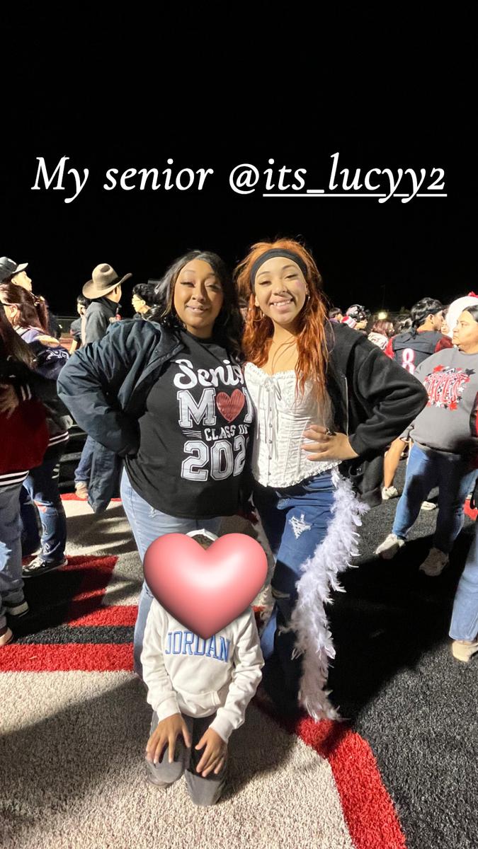 100% Cotton Senior Mom Class of 2026 Proud Parent Graduation Tee T ...