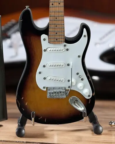 Axe Heaven -Eric Clapton - Fender Stratocaster Brownie Signature Mini ...