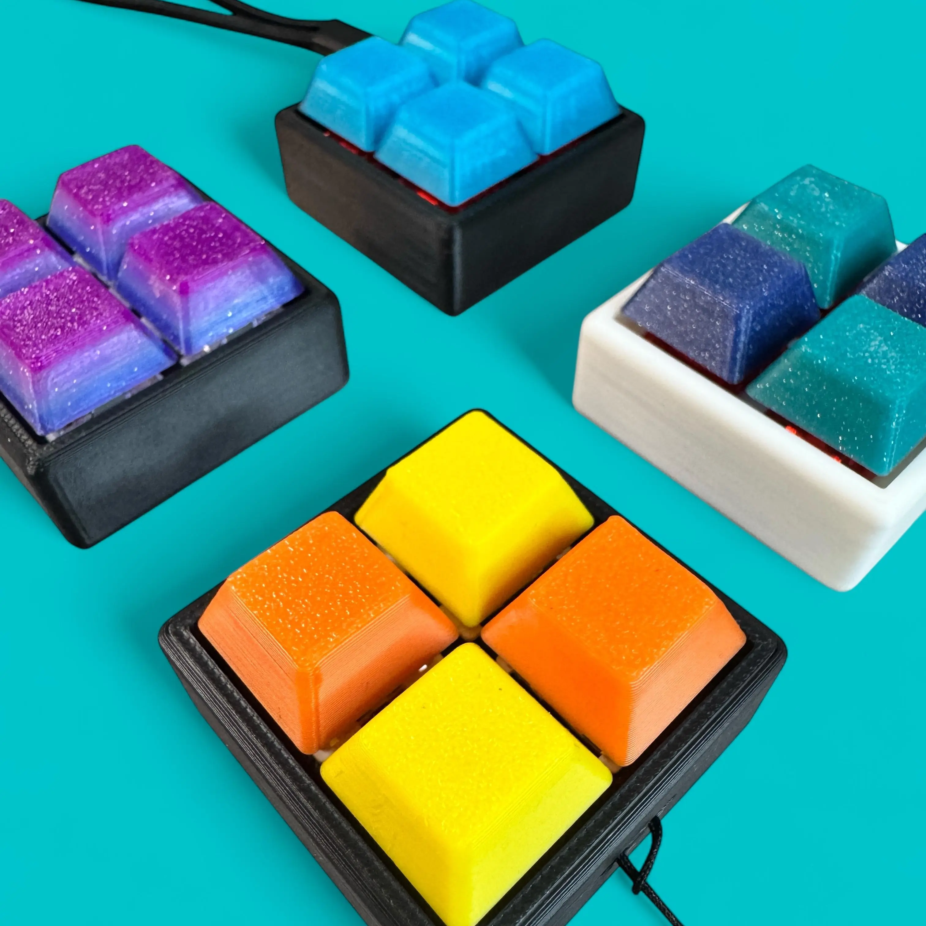 Square 4 Key Mechanical Keyboard Clicker Keychain – Choose Keycap Color ...