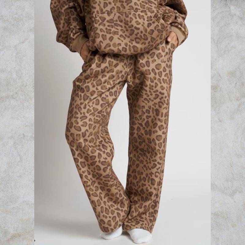 Comfrt Minimalist Straight Leg Sweatpants in Panther, Unisex Streetwear ...