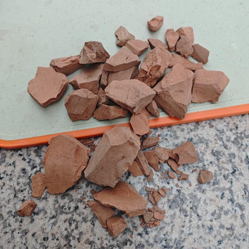 Zero-Additive Roasted Red Kaolin Clay | Hard Crisp Lumps 100% Natural ...